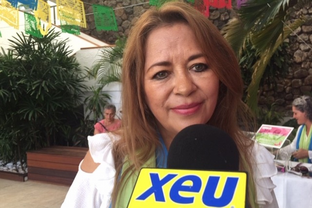 Realizan conferencia de Lilia Reyes Spindola para apoyar a mujer con ...