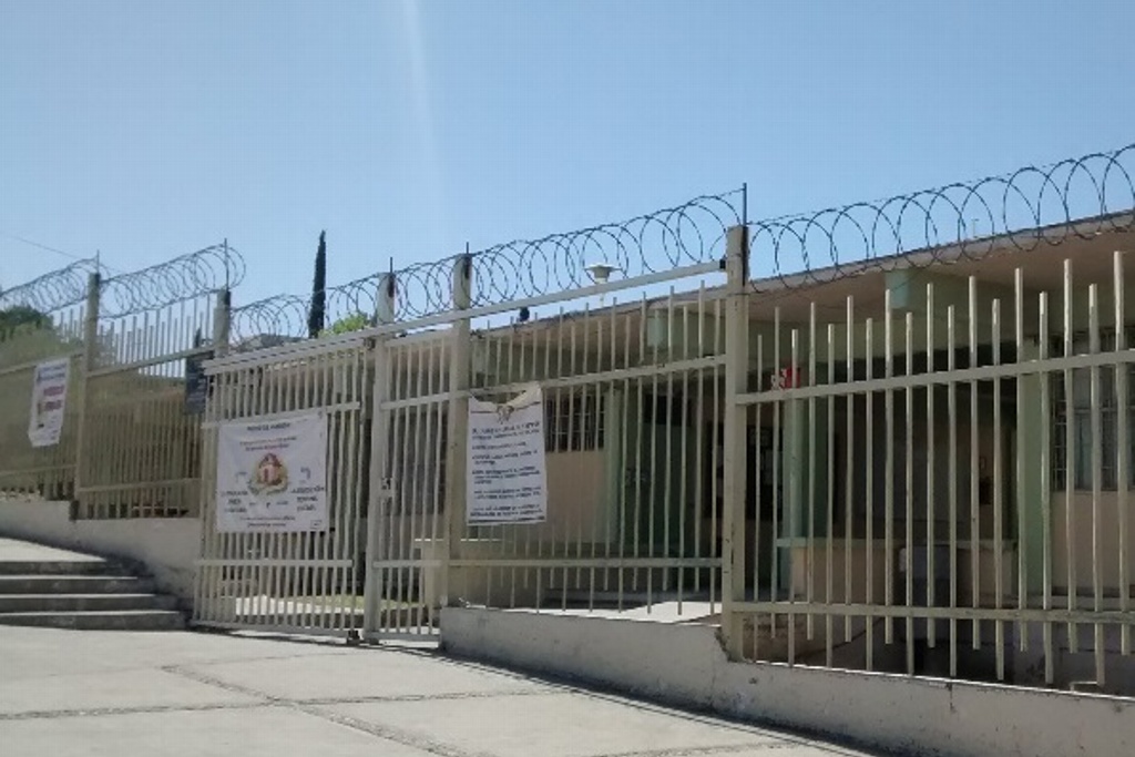 Preparan estudiantes de secundaria bebida "Llamarada Moe" y se ...