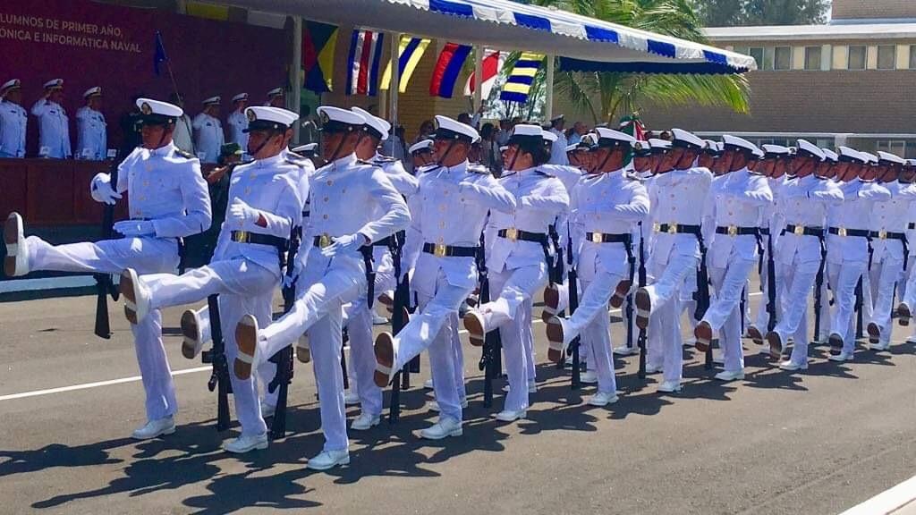 Realizan jura de bandera de alumnos de la Semar en Veracruz - xeu ...