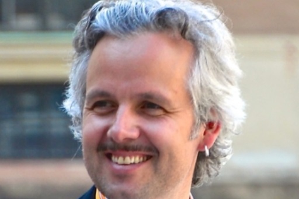 Se suicida escritor Ari Behn, víctima de acoso de Kevin Spacey - xeu ...