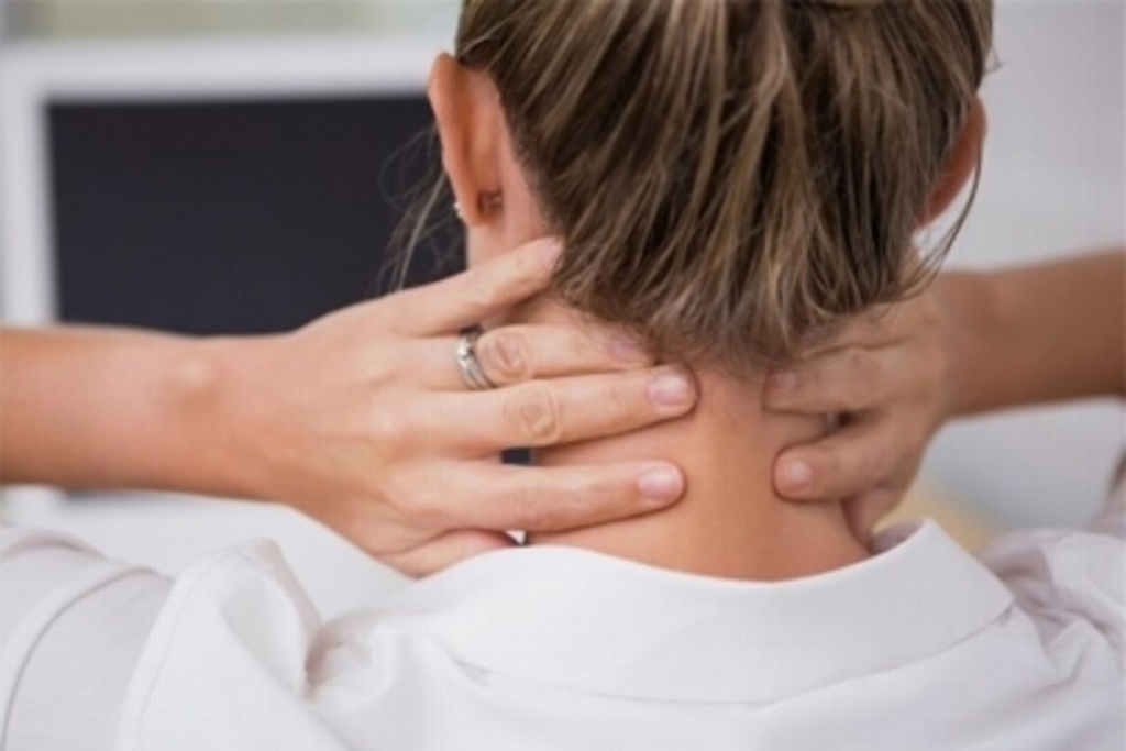Dolor cervical ya es un problema de salud en México, advierte experto ...