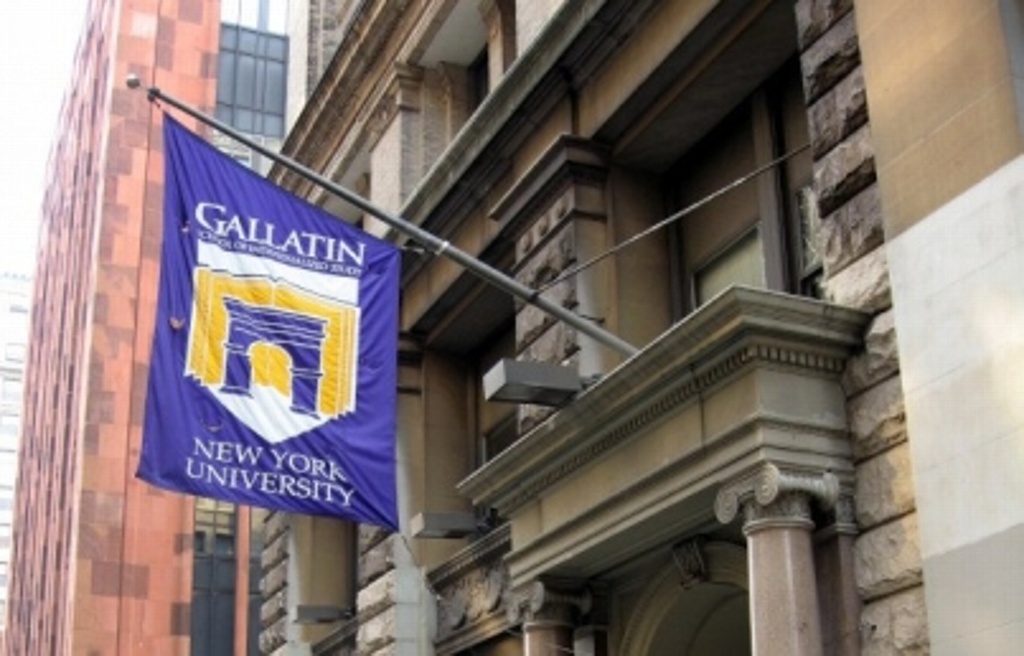 Nueva York planea mantener las escuelas cerradas todo el año por COVID ...