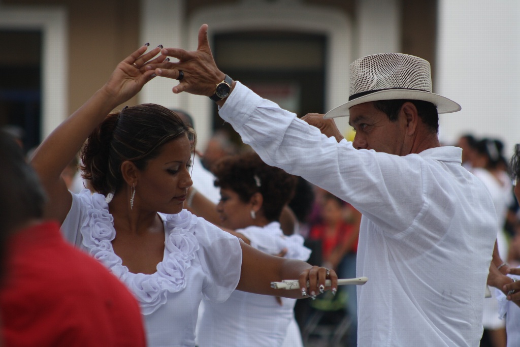 Aprende a bailar danzón, salsa y mambo ¡gratis! - xeu noticias veracruz