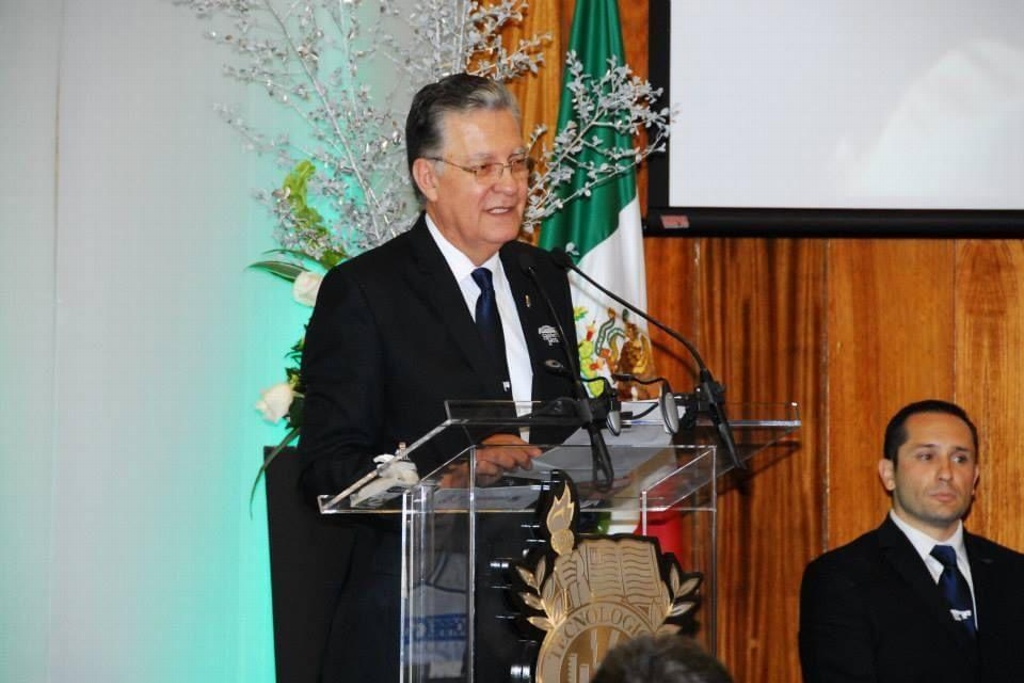 Esta es la historia de Ramón de la Peña, Rector Honorario Vitalicio del ...