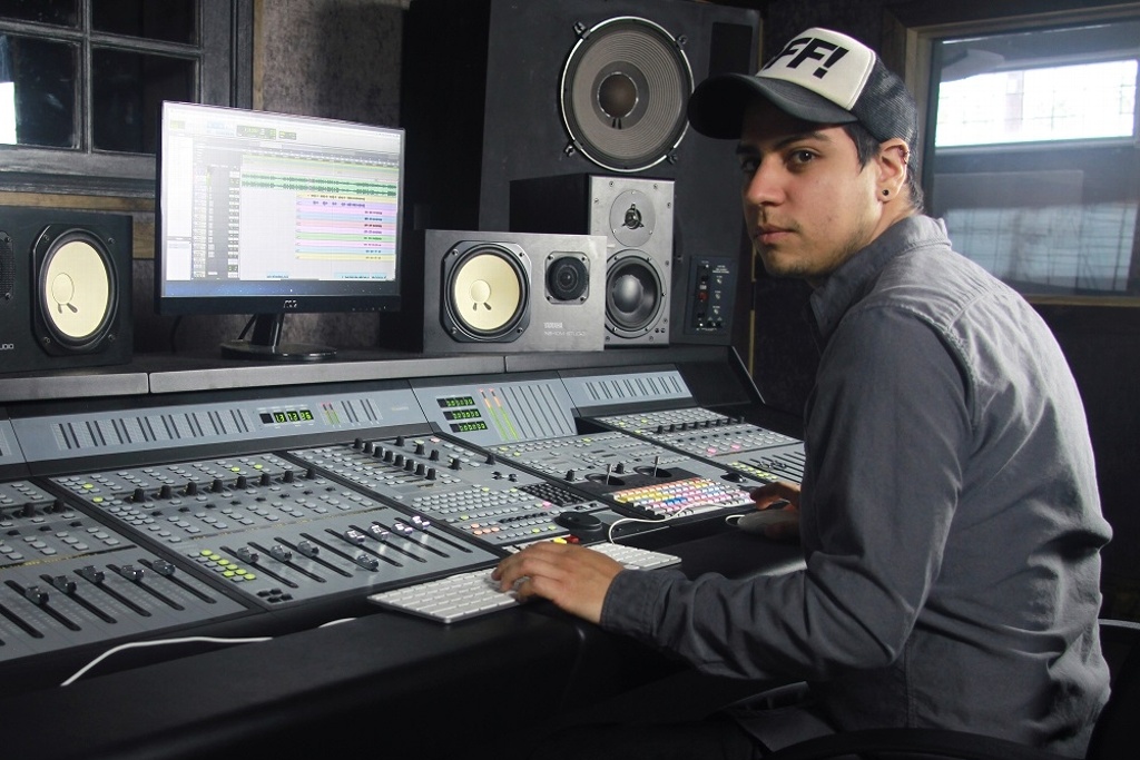 J. Ferrón, productor musical mexicano que se abre paso en EU (+video ...