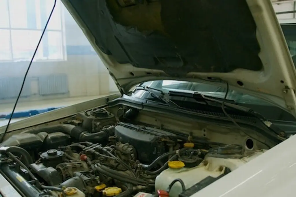 Mecánico muere al caerle motor de automóvil - xeu noticias veracruz