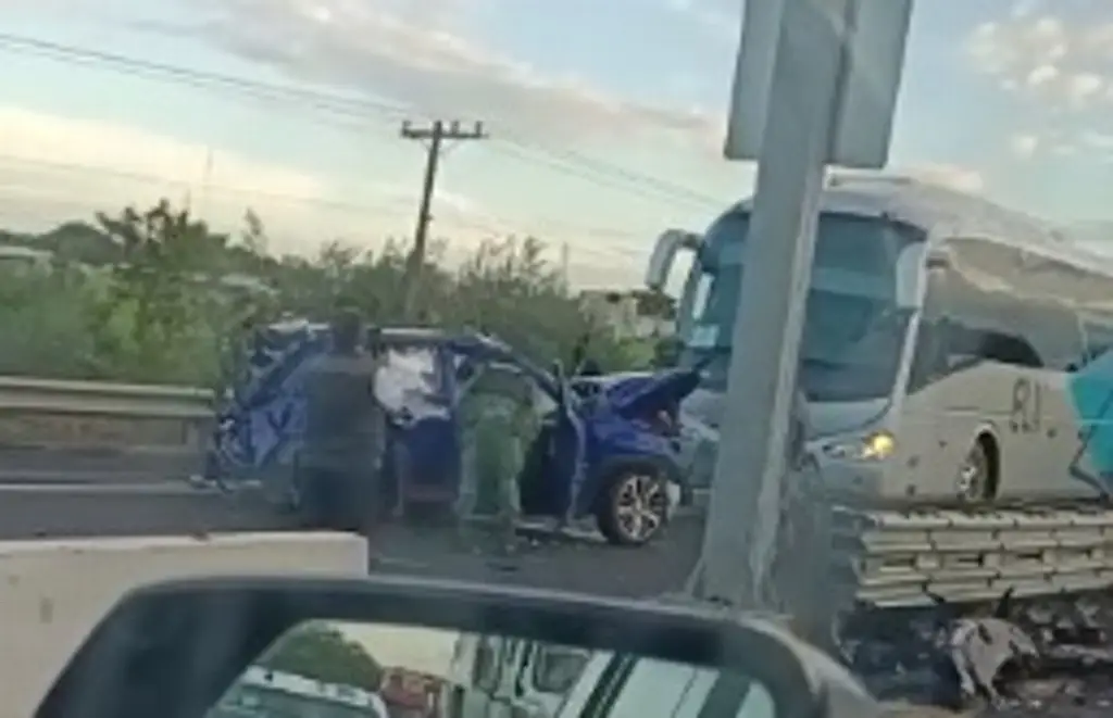 Se Registra Accidente Automovilístico En La Carretera Xalapa Veracruz