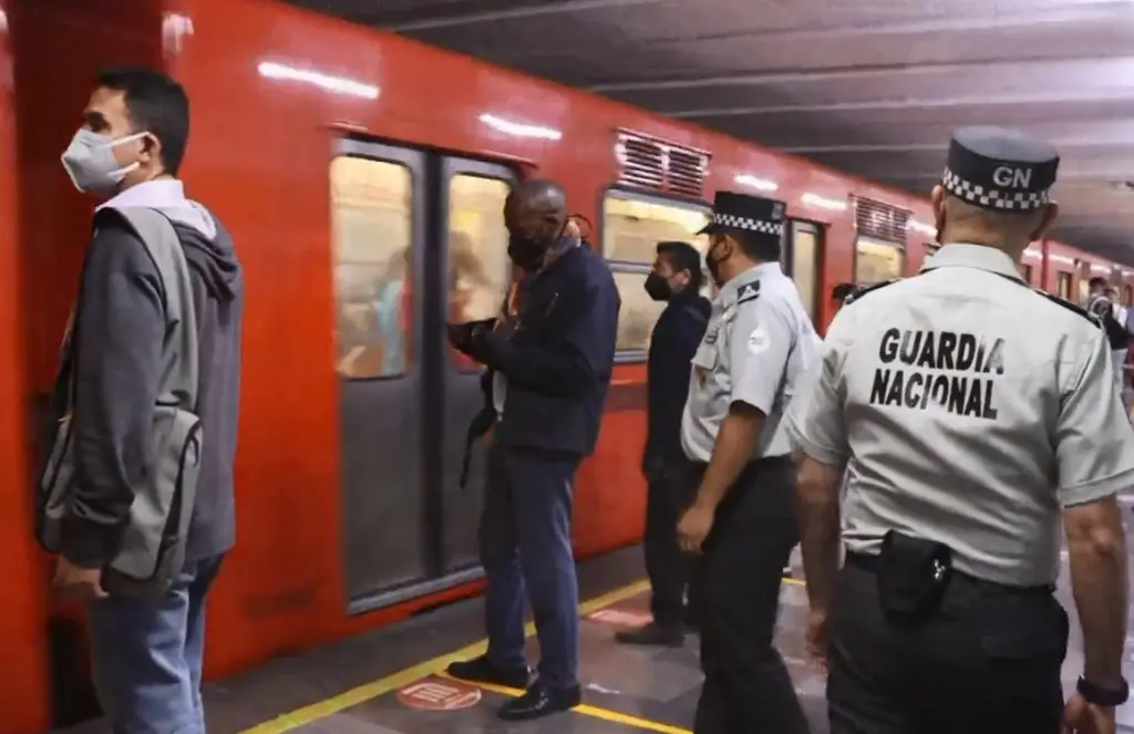 Normalizan servicio en la Línea 7 tras separación de vagones del Metro ...