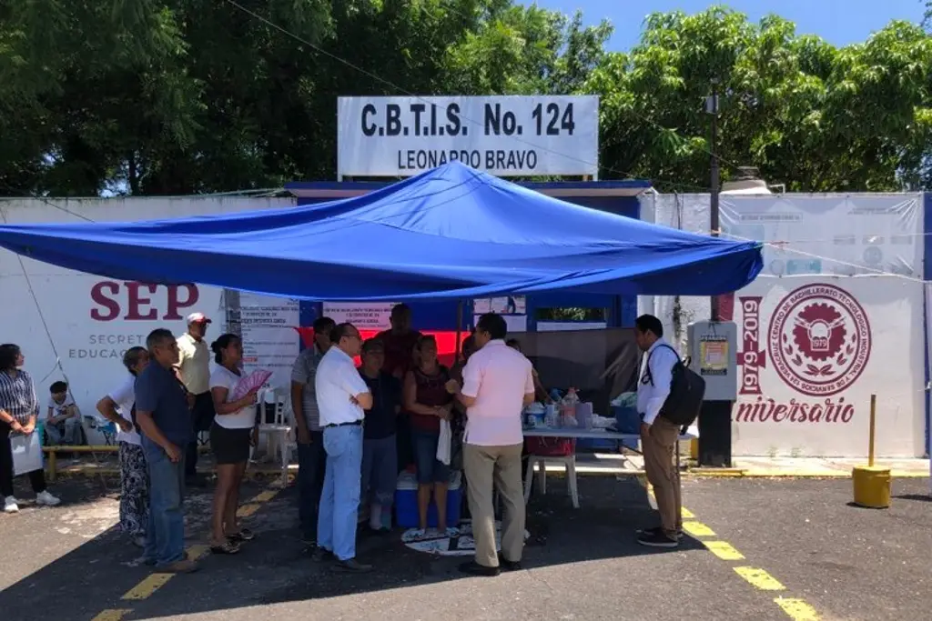 No todos los egresados de Enfermería del CBTIS 124 podrán hacer sus ...